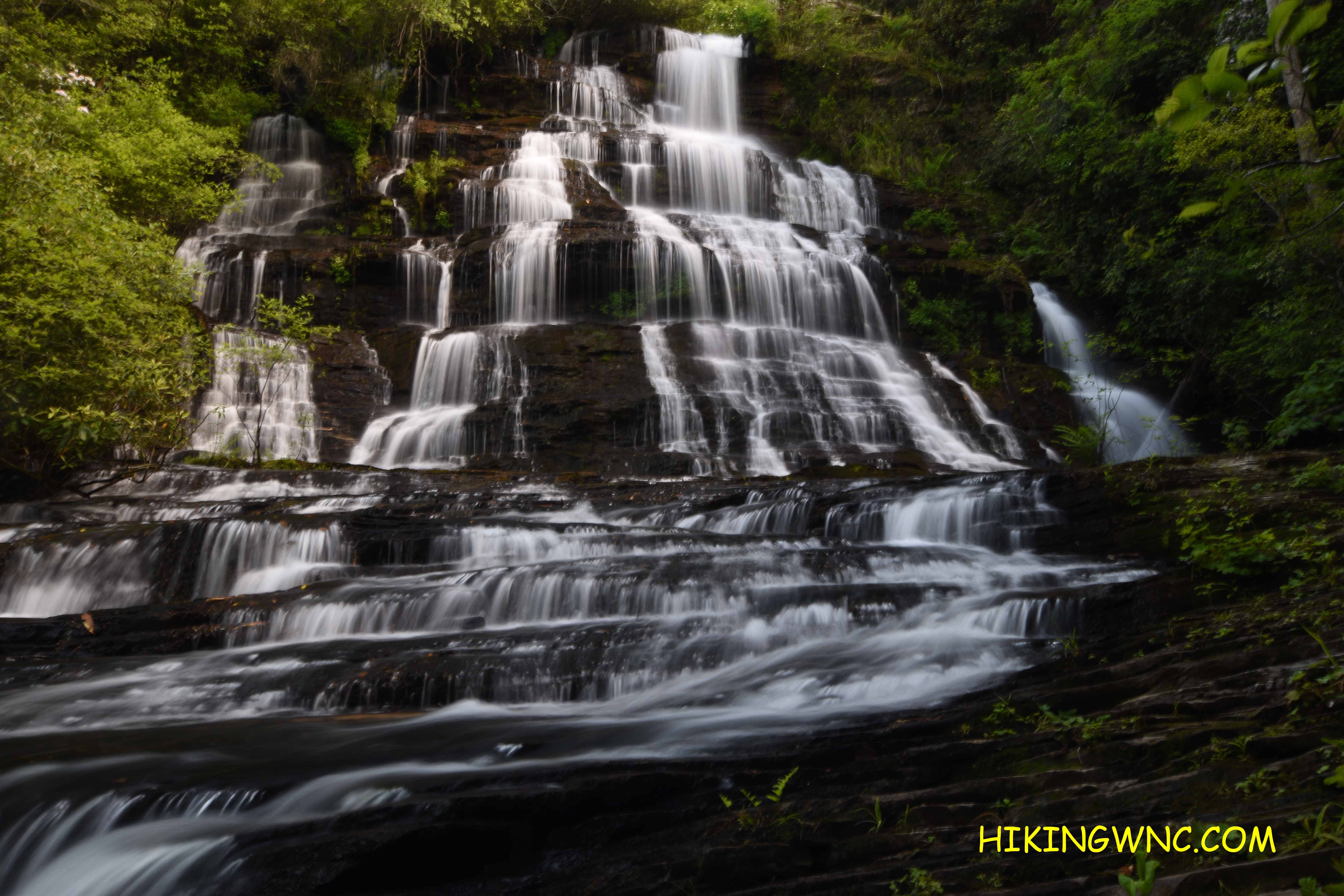 688 – Sid’s Falls – HikingWNC